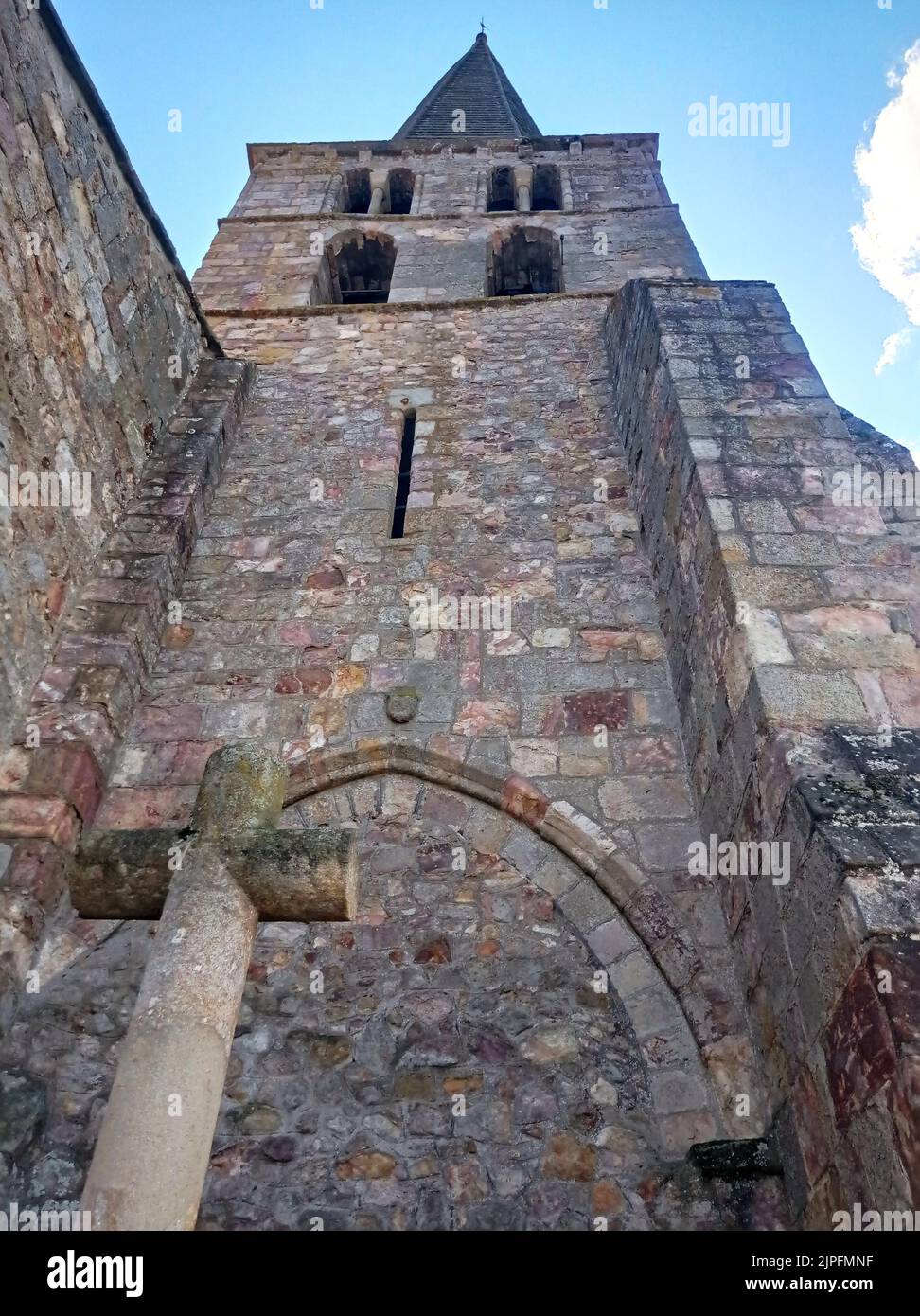 Église Saint Blaise à Vallon en Sully, L'Allier, France Stock Photo - Alamy