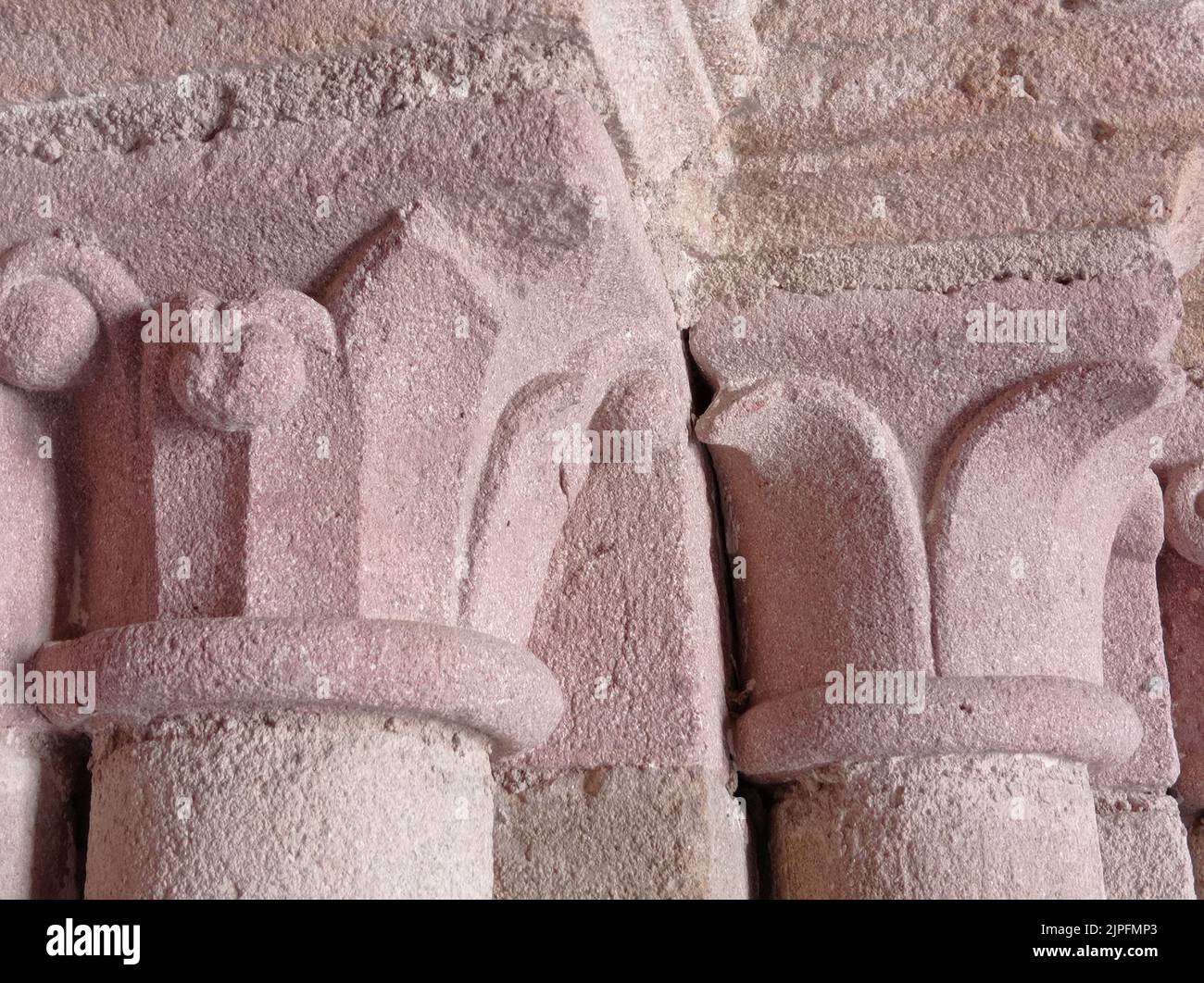 Église Saint Blaise à Vallon en Sully, L'Allier, France Stock Photo - Alamy