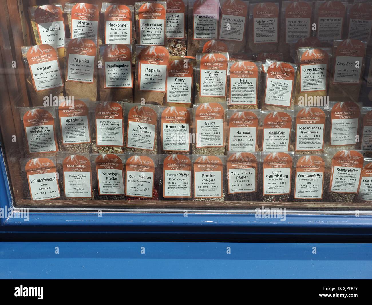 Indian spices packets hi-res stock photography and images - Alamy