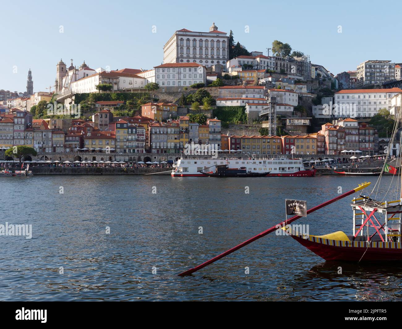 River Douro with the riverside aka Ribeira area of Porto behind ...