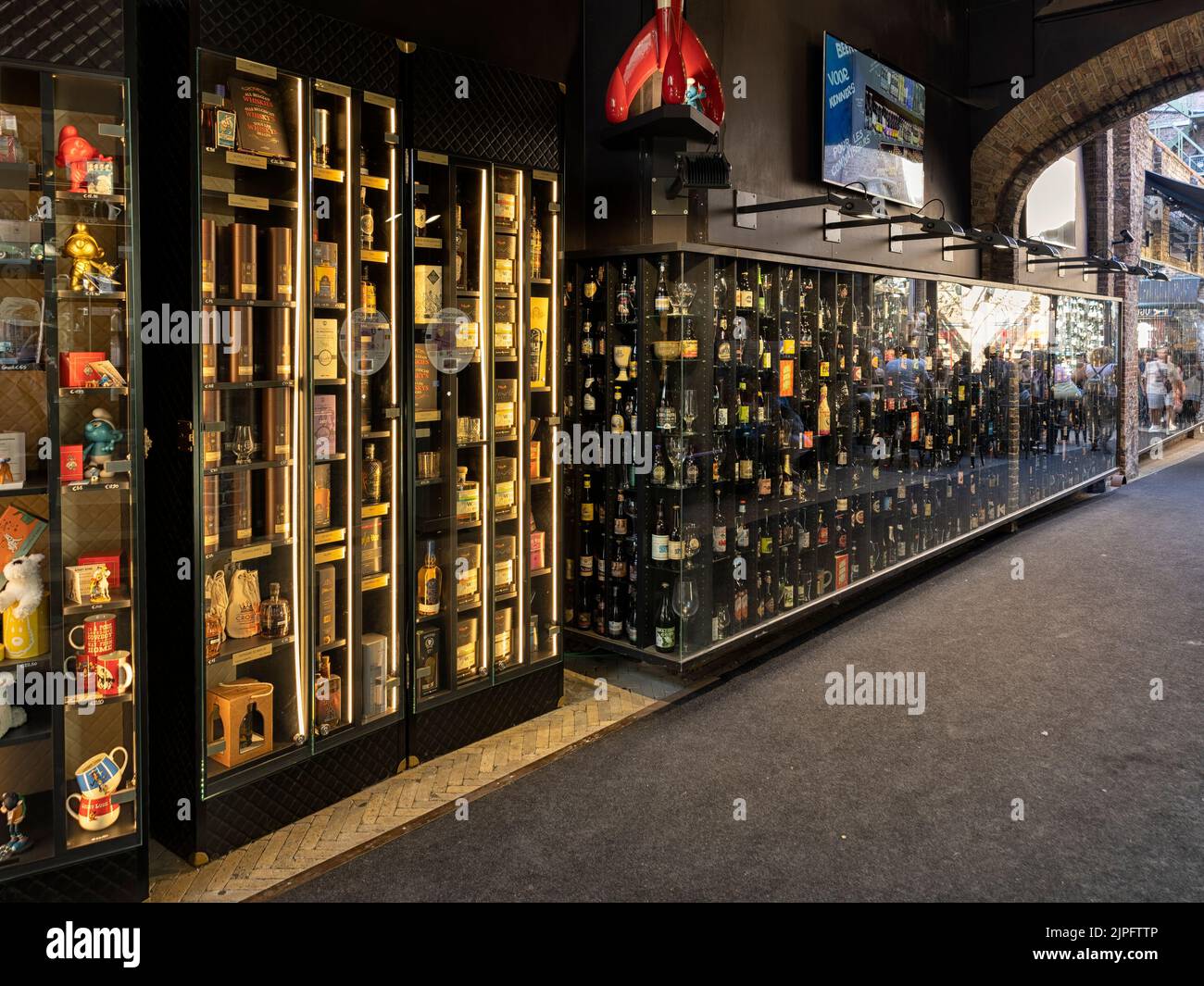 BRUGES, BELGIUM - AUGUST 11, 2022: View of the 2Be Bar Beer Wall Stock ...