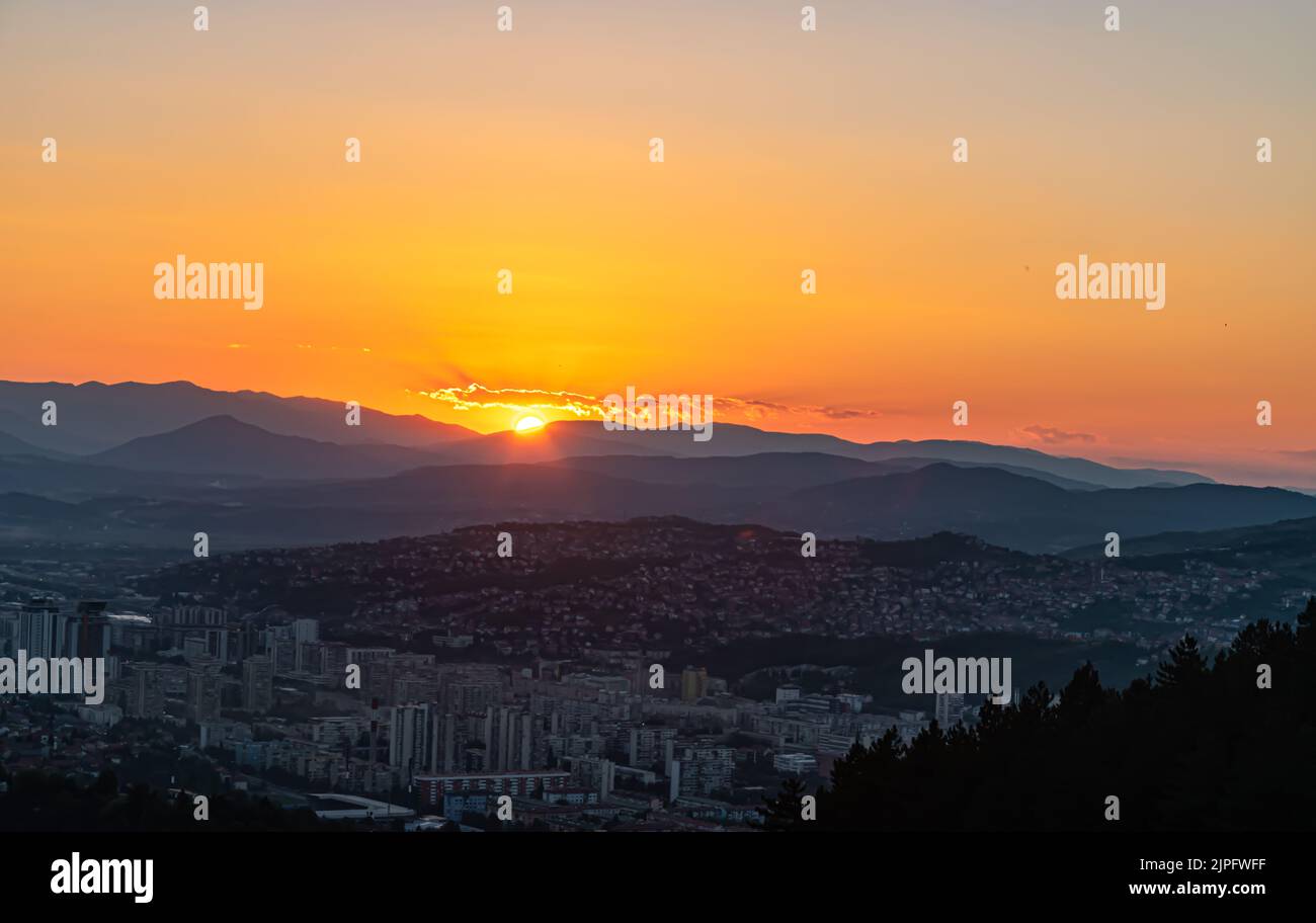 Sunset sky over Sarajevo Stock Photo - Alamy