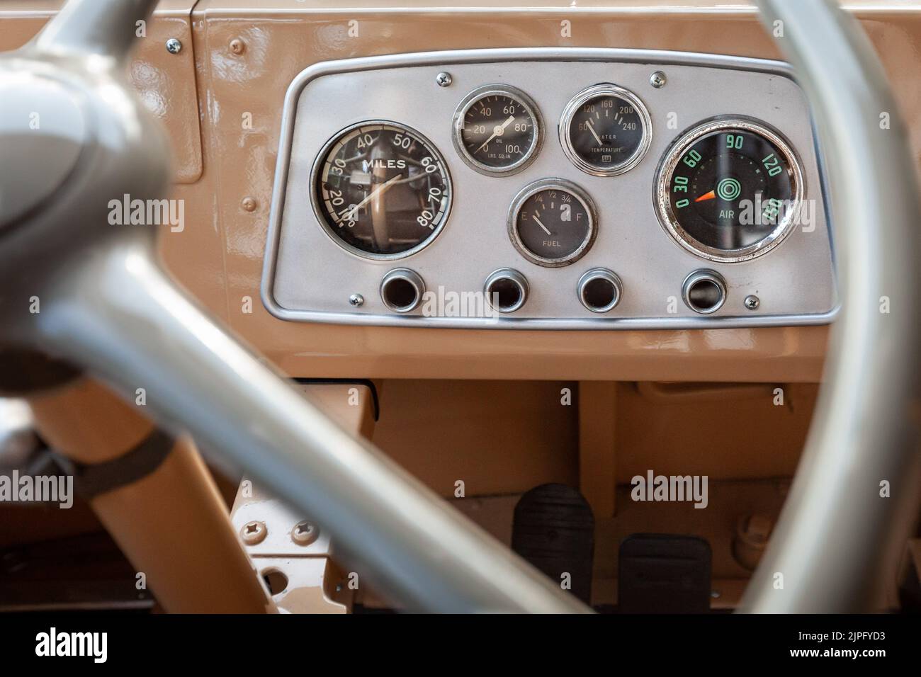 School bus steering wheel hi-res stock photography and images - Alamy