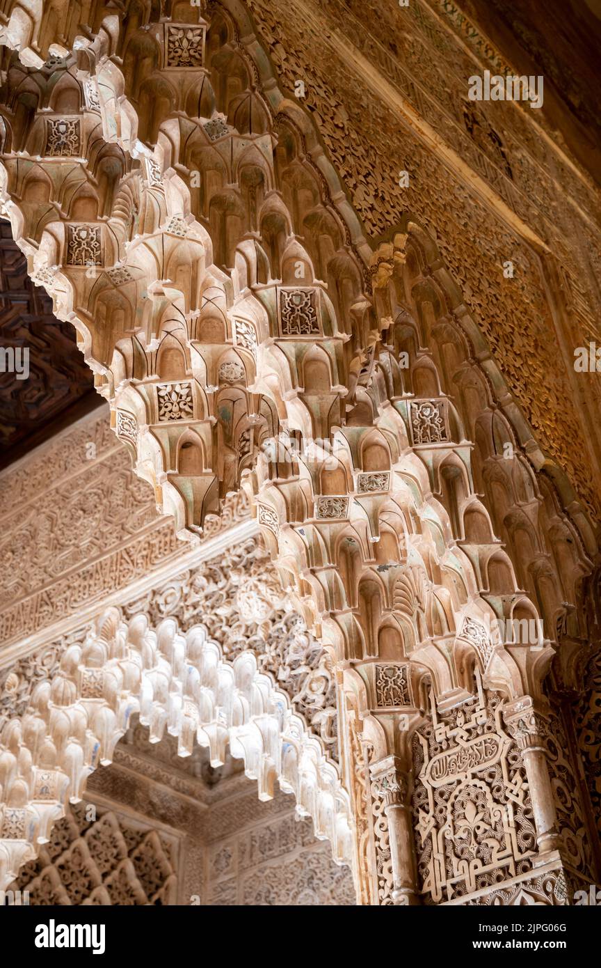 Ornamental ceiling and walls in Nasrid Palaces in the Alhambra palace ...