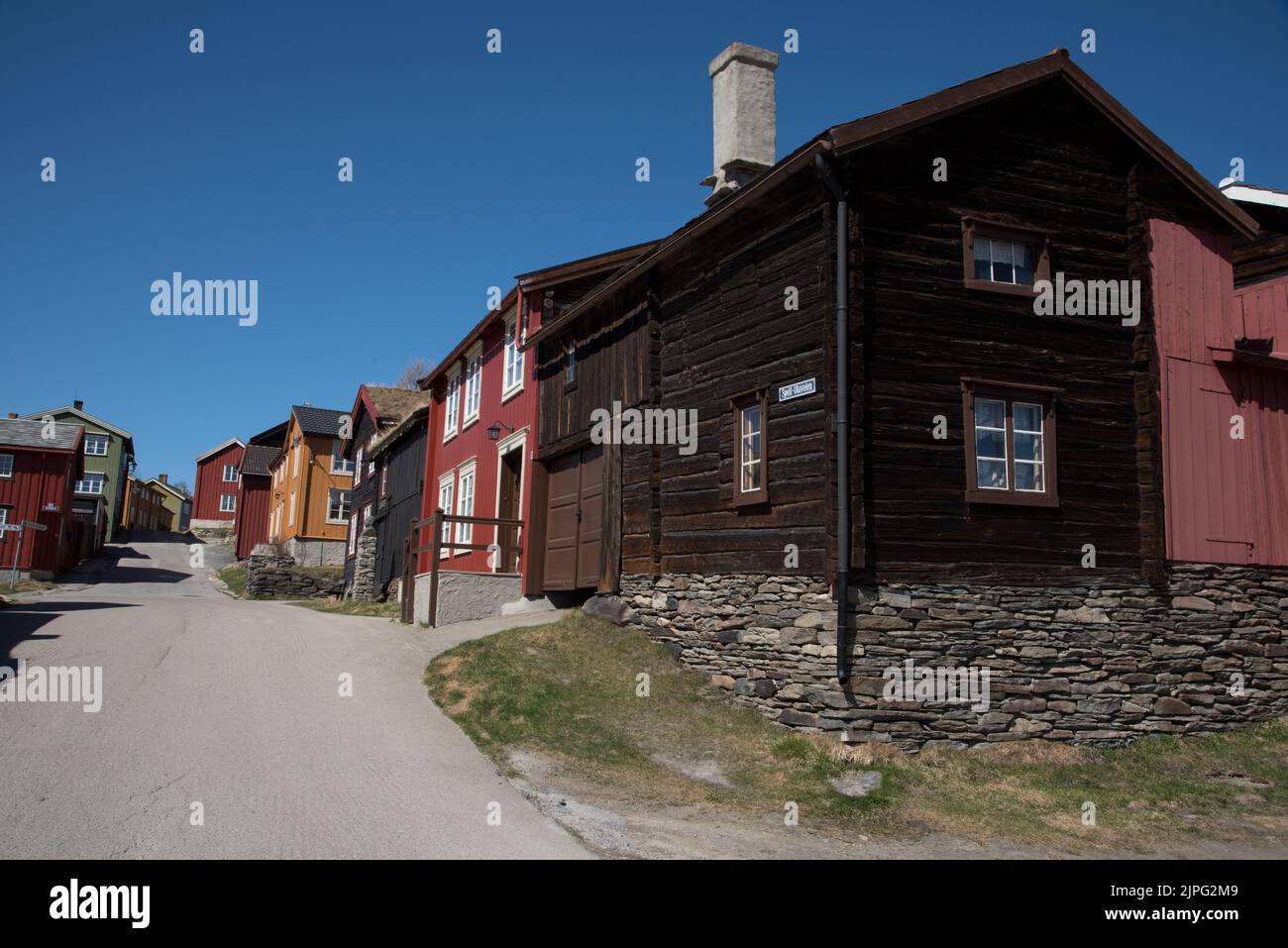 Røros is a copper mining town with some historic wooden buildings in ...