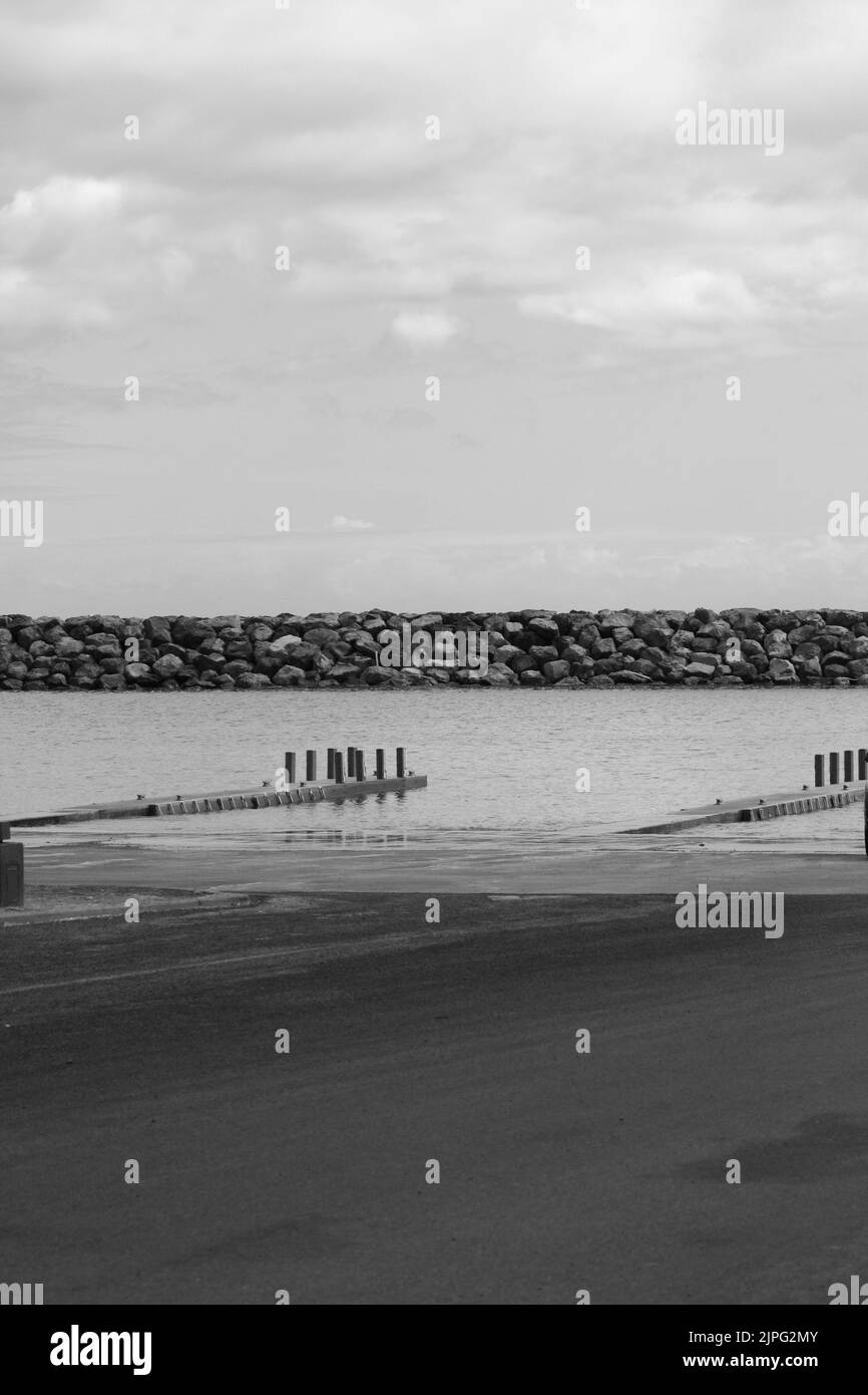 Harbor jetty Black and White Stock Photos & Images - Alamy