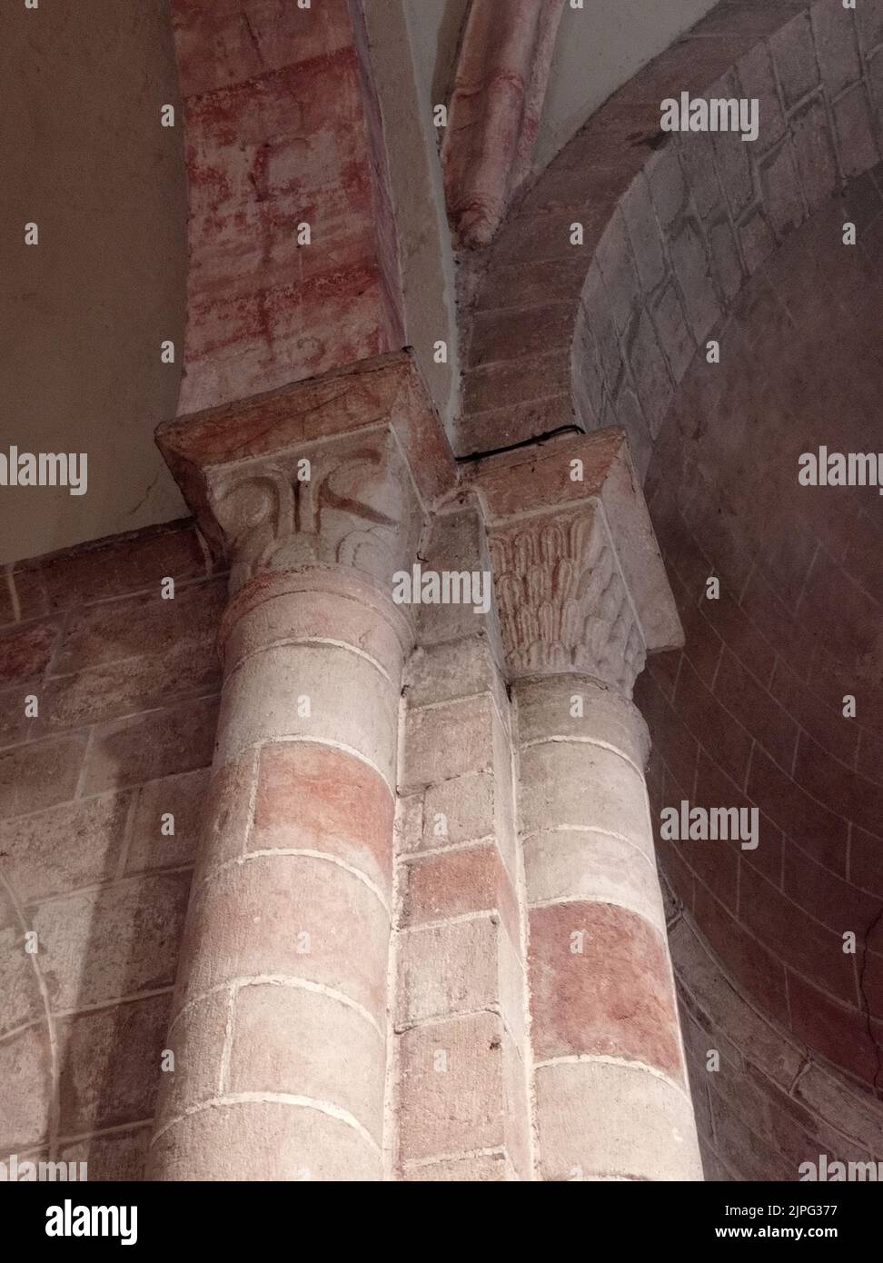 Église Saint Blaise à Vallon en Sully, L'Allier, France Stock Photo - Alamy