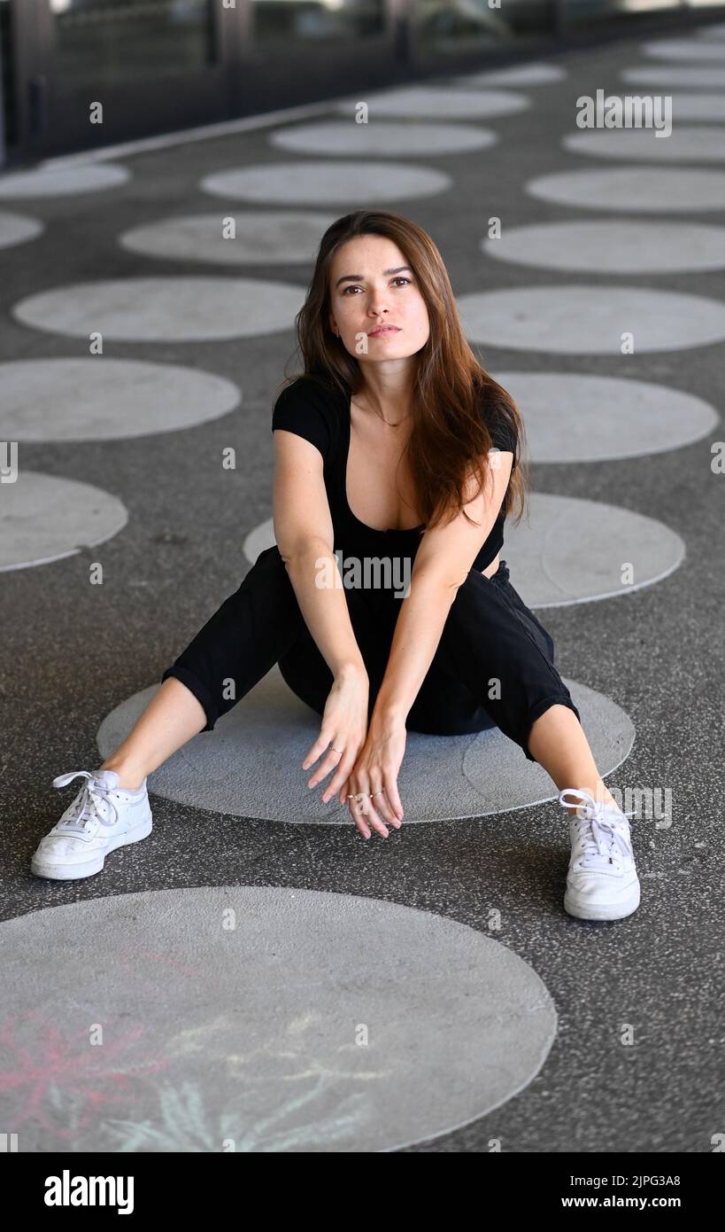 Berlin, Germany. 10th Aug, 2022. Actress Zoe Moore at an exclusive ...