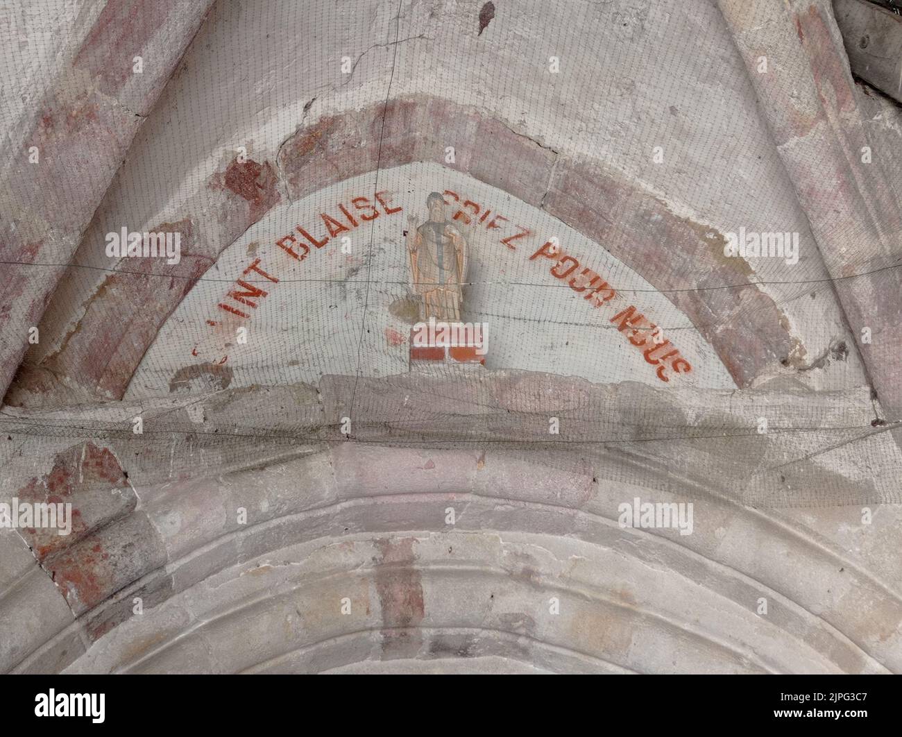 Église Saint Blaise à Vallon en Sully, L'Allier, France Stock Photo - Alamy