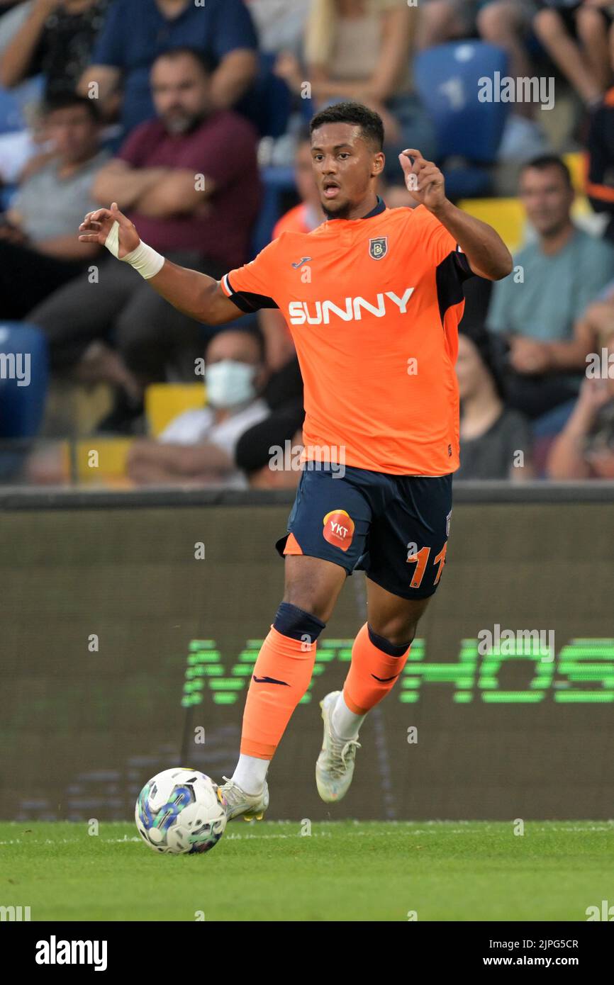ISTANBUL - Mounir Chouiar of Istanbul Basaksehir during the Turkish ...