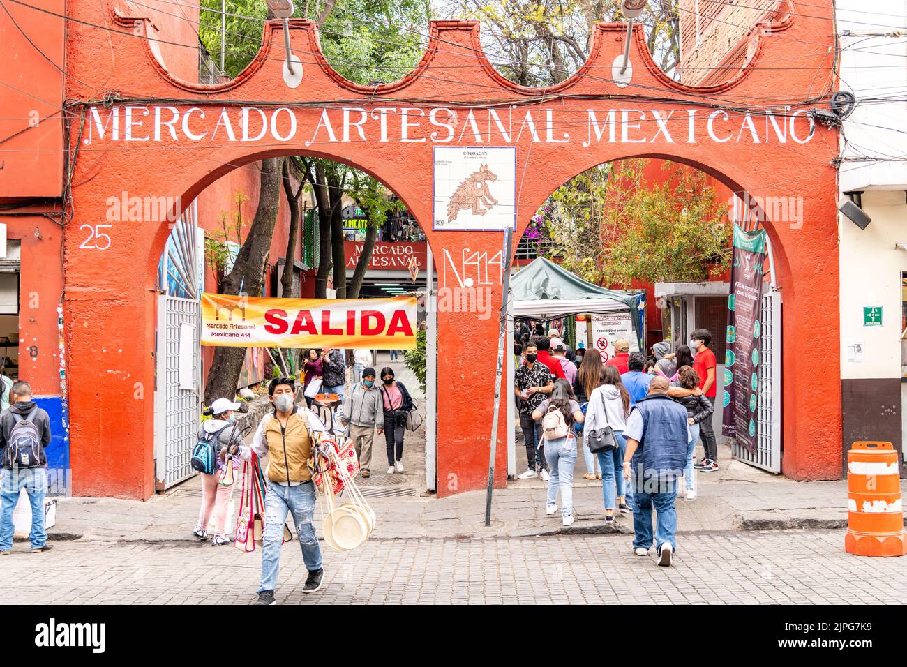 The entrance to Mercado Artesanal market in Coyoacan, Mexico City ...