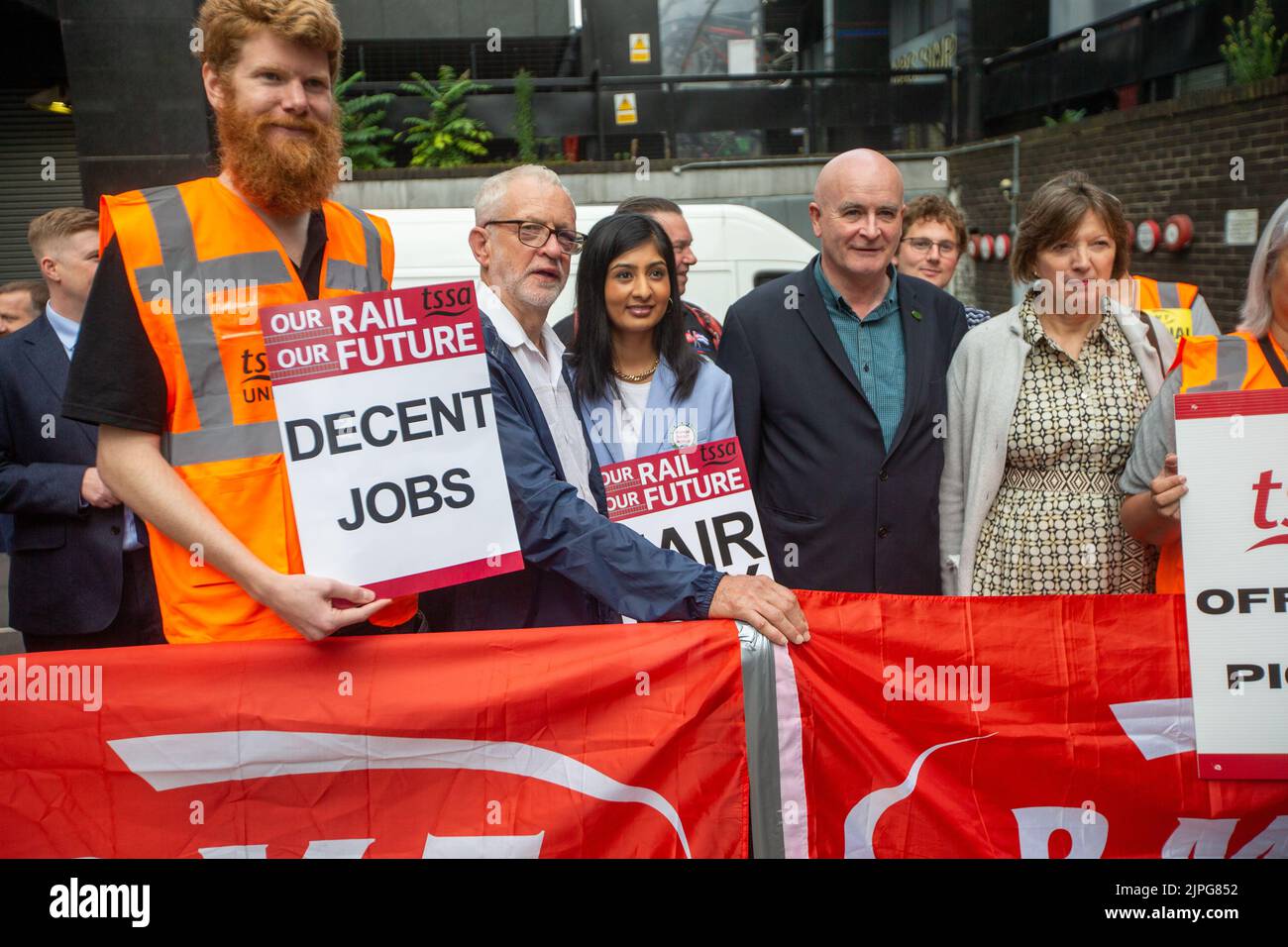 London, England, UK. 18th Aug, 2022. Former Labour Party leader JEREMY ...