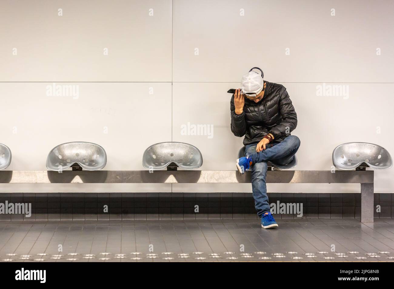 Sitting subway hi-res stock photography and images - Alamy