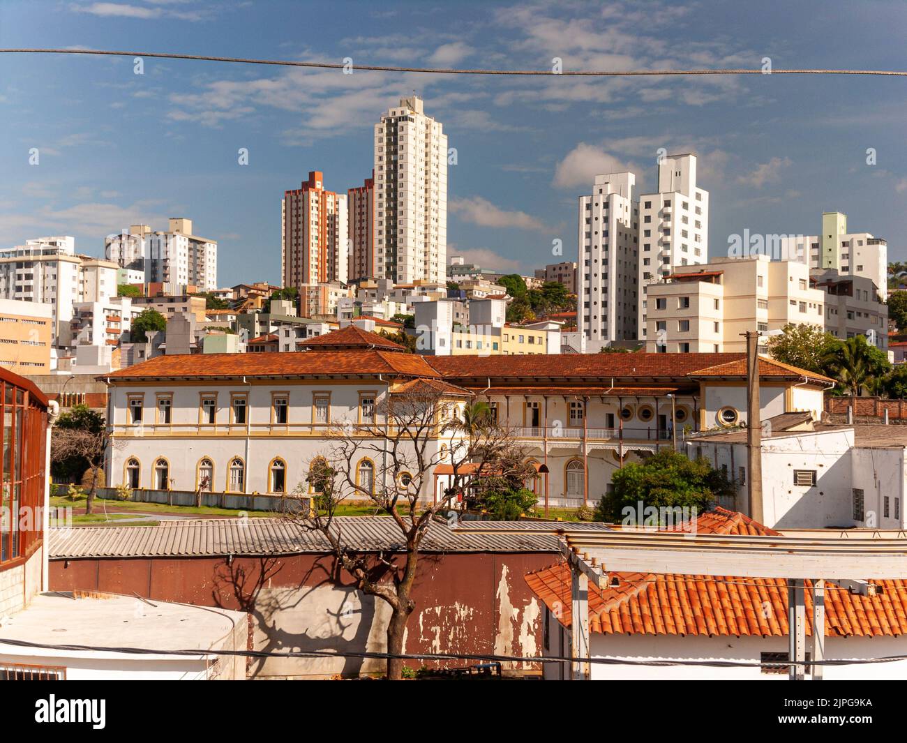 BELO HORIZONTE. MINAS GERAIS. BRASIL. DEZEMBRO 11, 2007. Urban panorama of several buildings in ...