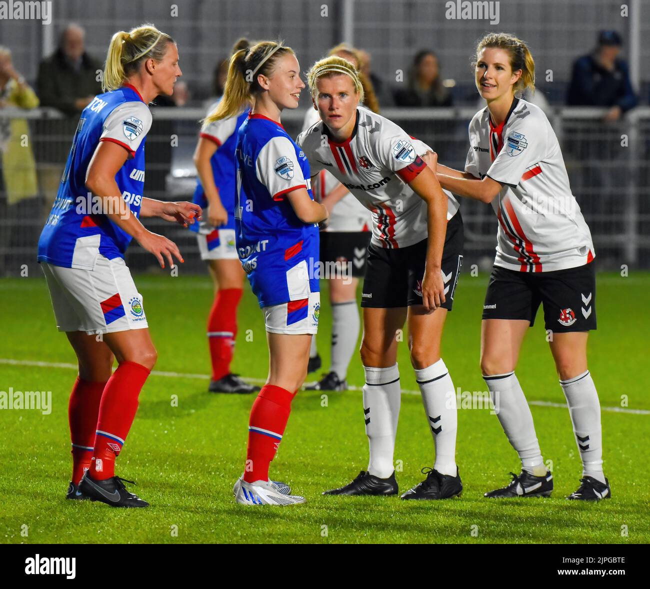 Crusaders football player hi-res stock photography and images - Alamy