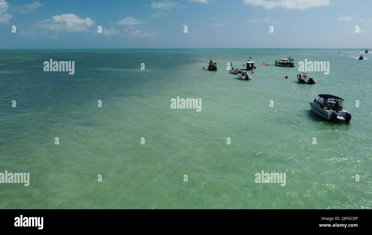 Islamorada sand bar hi-res stock photography and images - Alamy