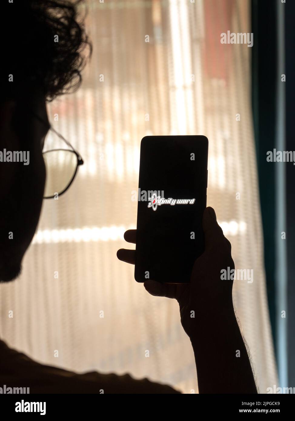 Infinity ward logo hi-res stock photography and images - Alamy