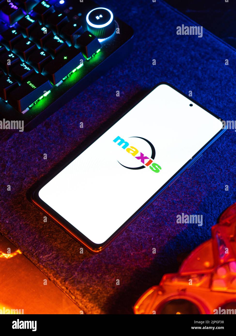Maxis logo hi-res stock photography and images - Alamy