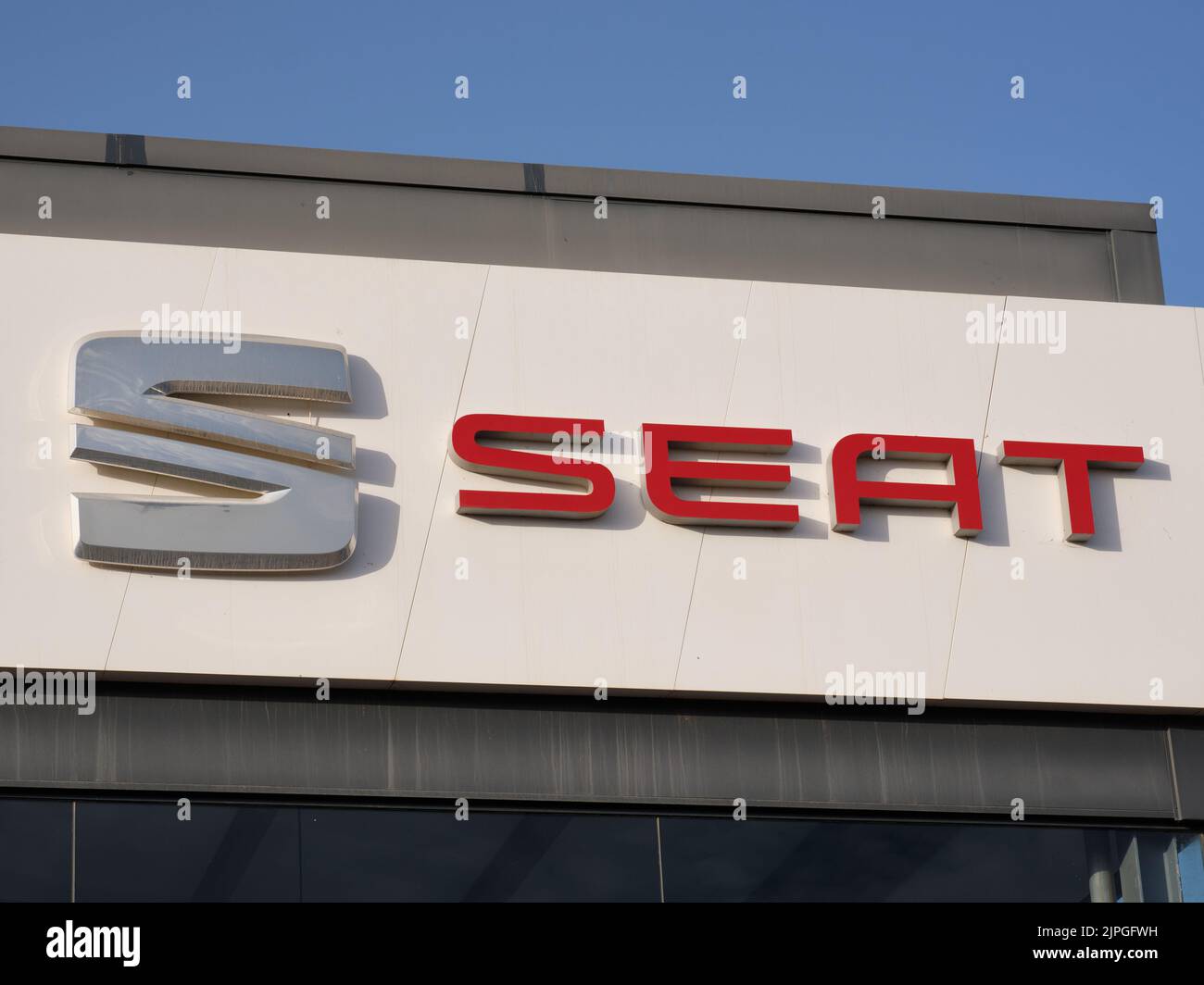 Seat logo hi-res stock photography and images - Alamy