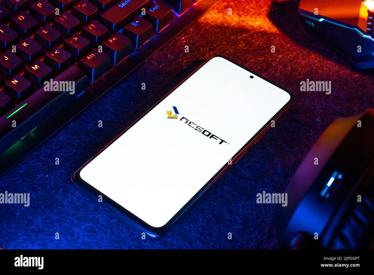 Ncsoft logo hi-res stock photography and images - Alamy