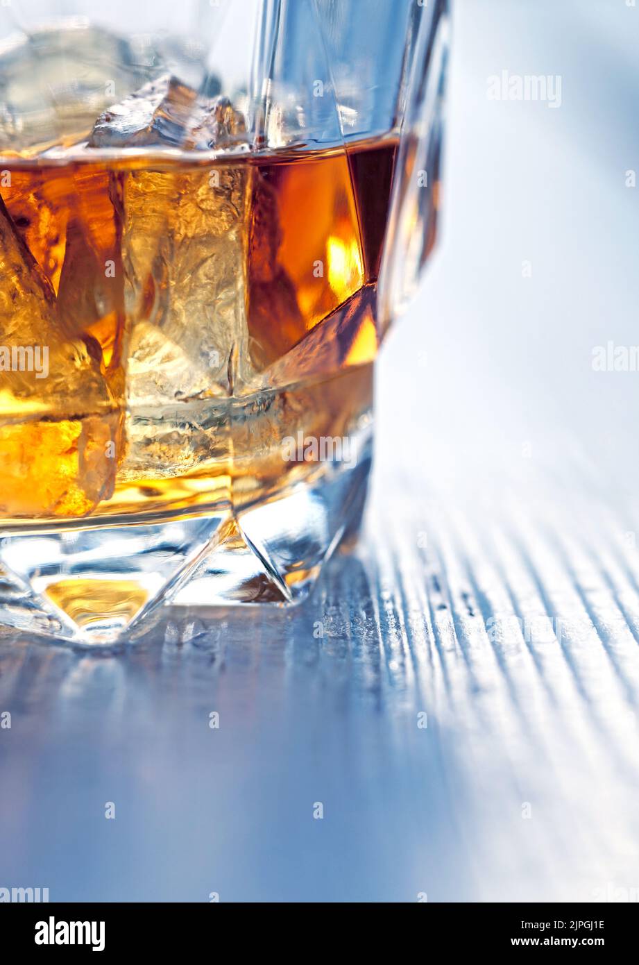 whiskey, on the rocks, alcohol, whiskeys Stock Photo - Alamy whiskey, on the rocks, alcohol, whiskeys Stock Photo - Alamy