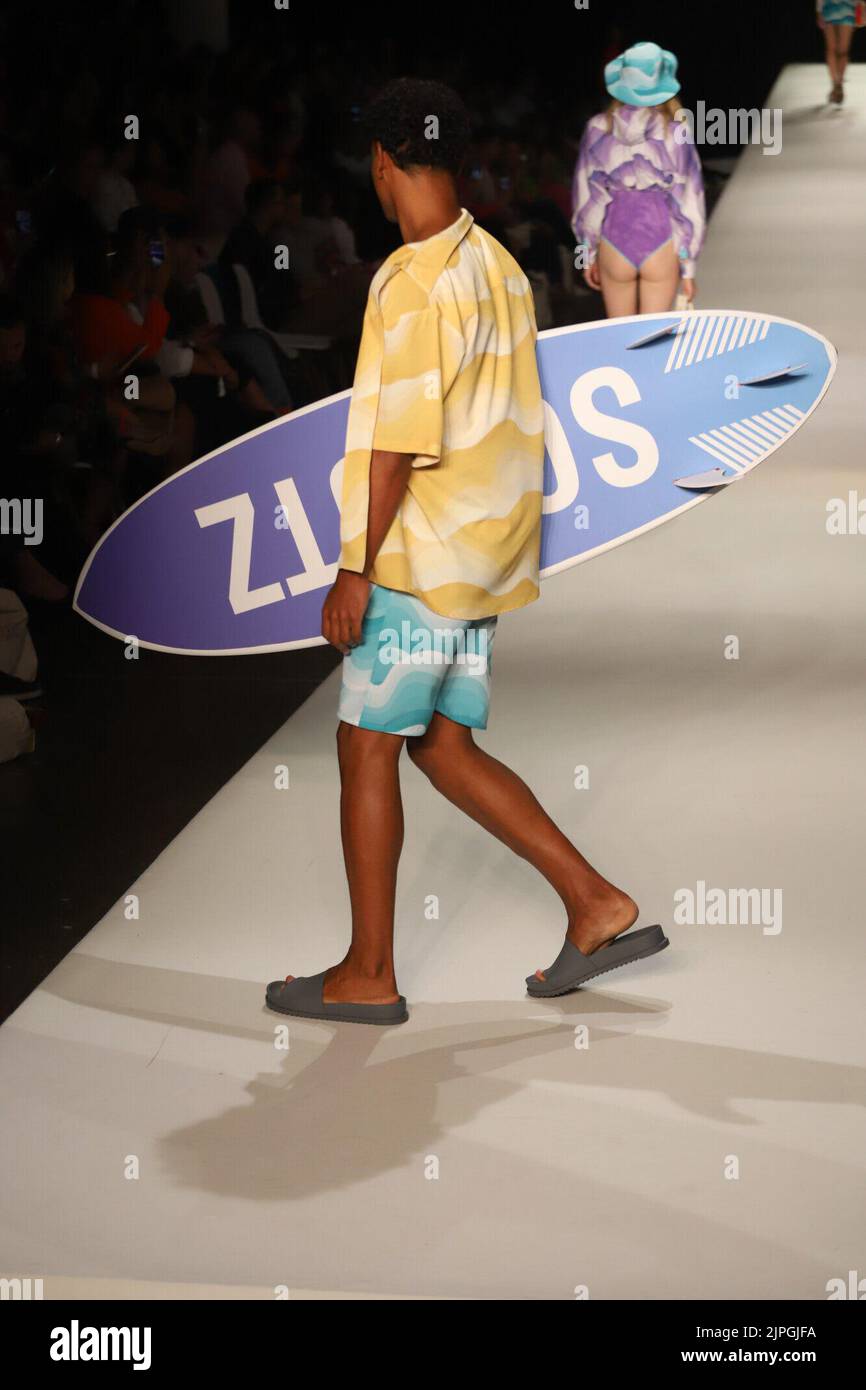 Cintia dicker hi-res stock photography and images - Alamy