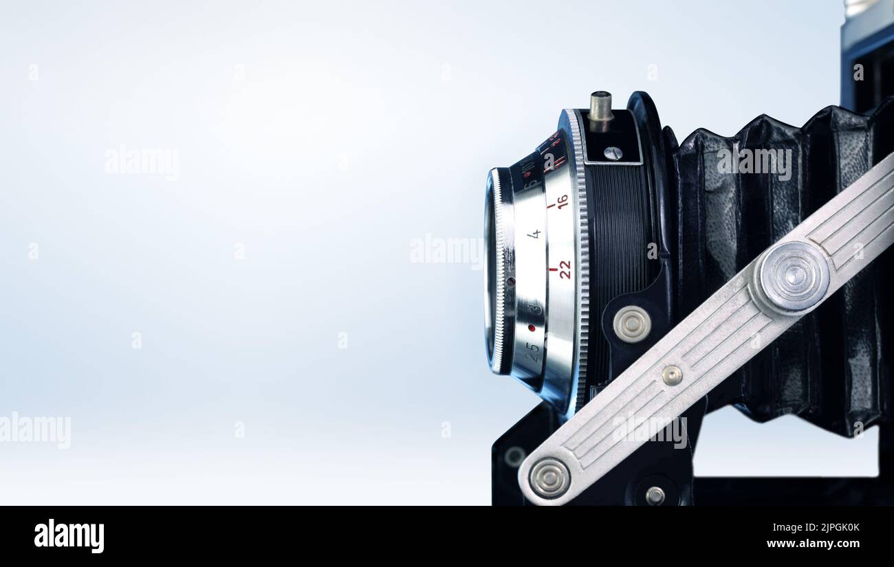 Vintage camera bellows hi-res stock photography and images - Alamy