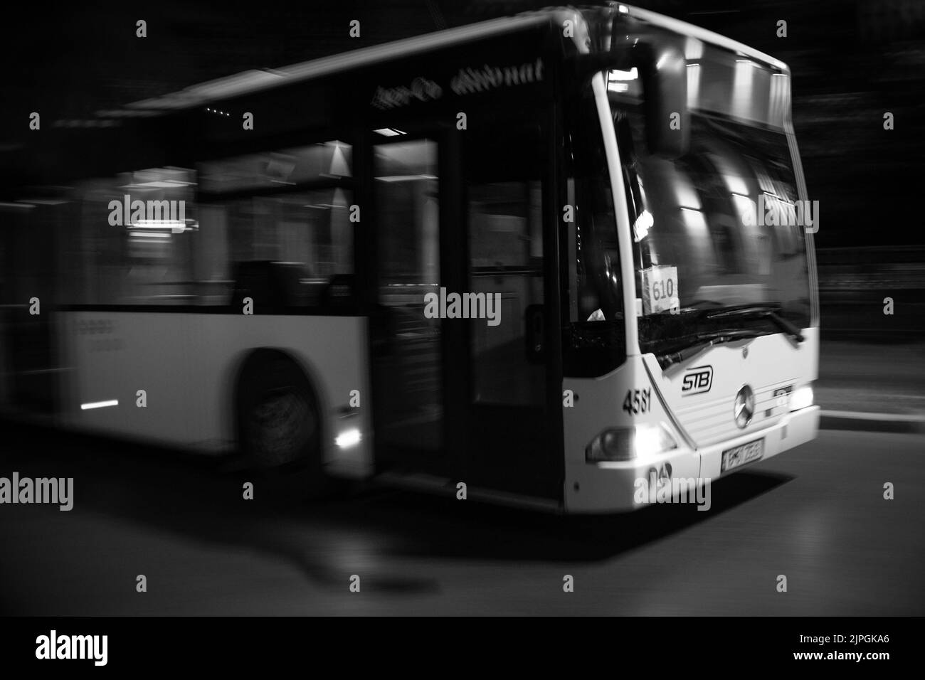 Bus bucharest hi-res stock photography and images - Alamy