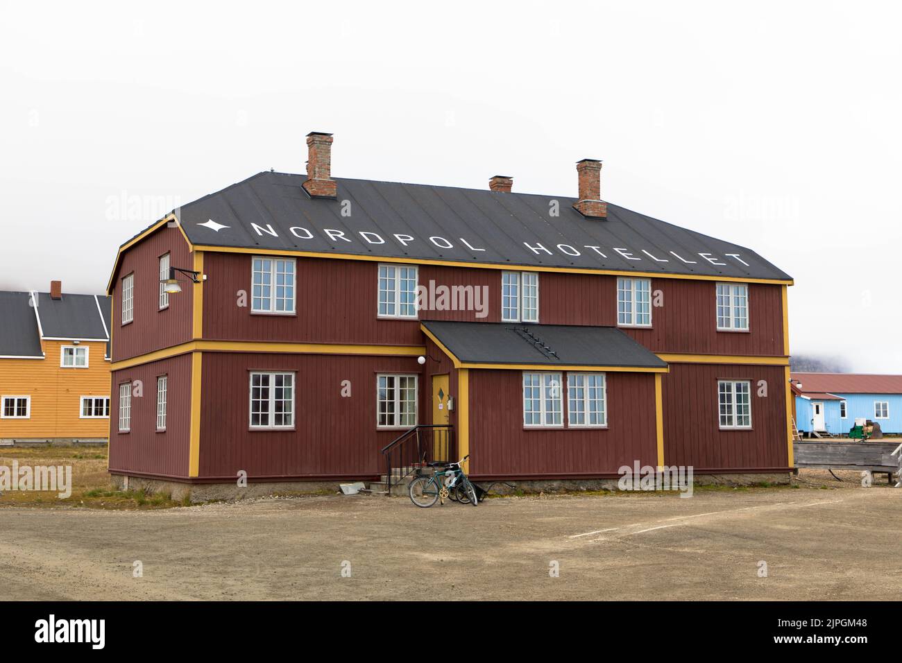 Traditional wooden house norway hi-res stock photography and images - Alamy