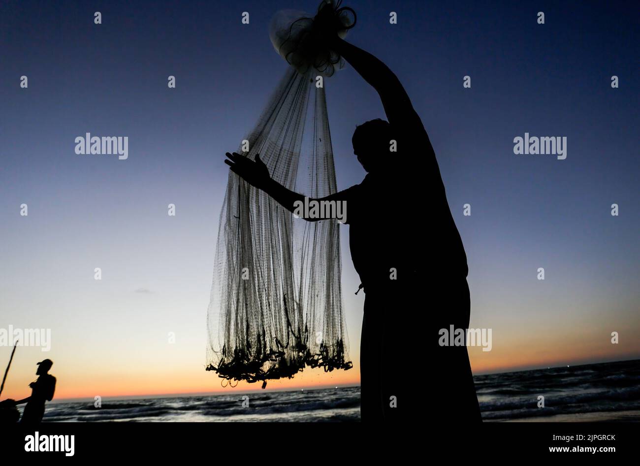Gaza, Palestine. 17th Aug, 2022. A Palestinian refugee prepares his ...