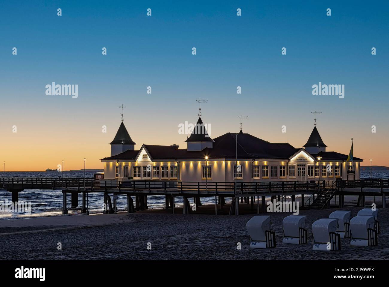 pier, ahlbeck, piers, ahlbecks Stock Photo - Alamy