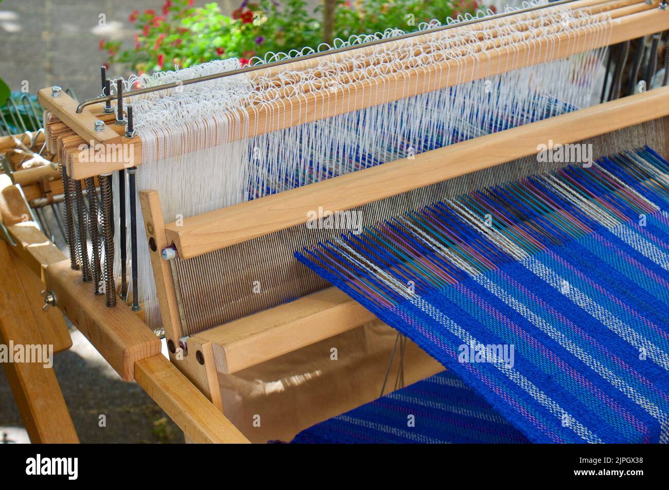 loom, weaving, flächengebilde, kettfaden, looms Stock Photo - Alamy