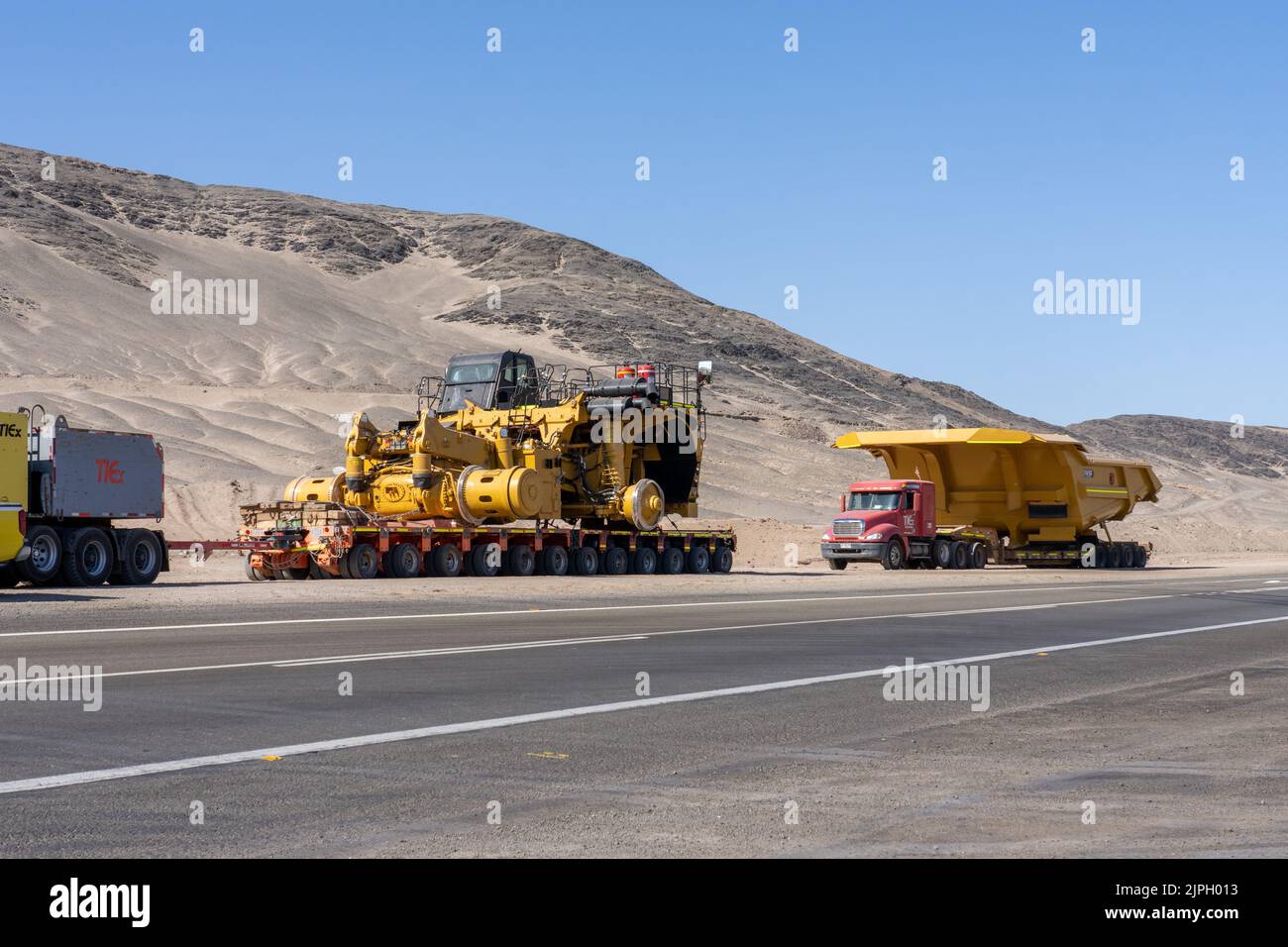 A Caterpillar 793F mining haul truck being transported on the ...