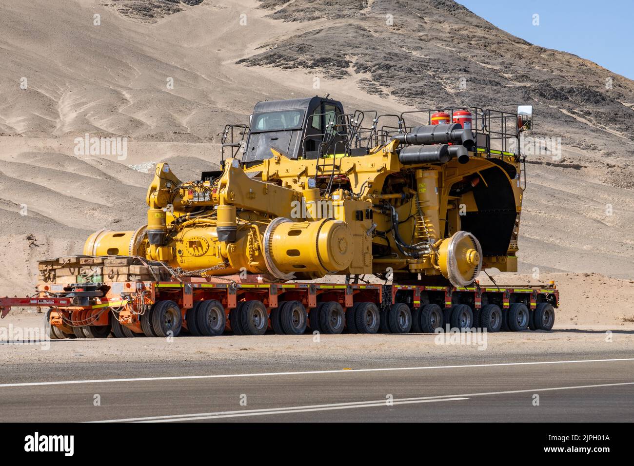 A Caterpillar 793F mining haul truck being transported on the ...