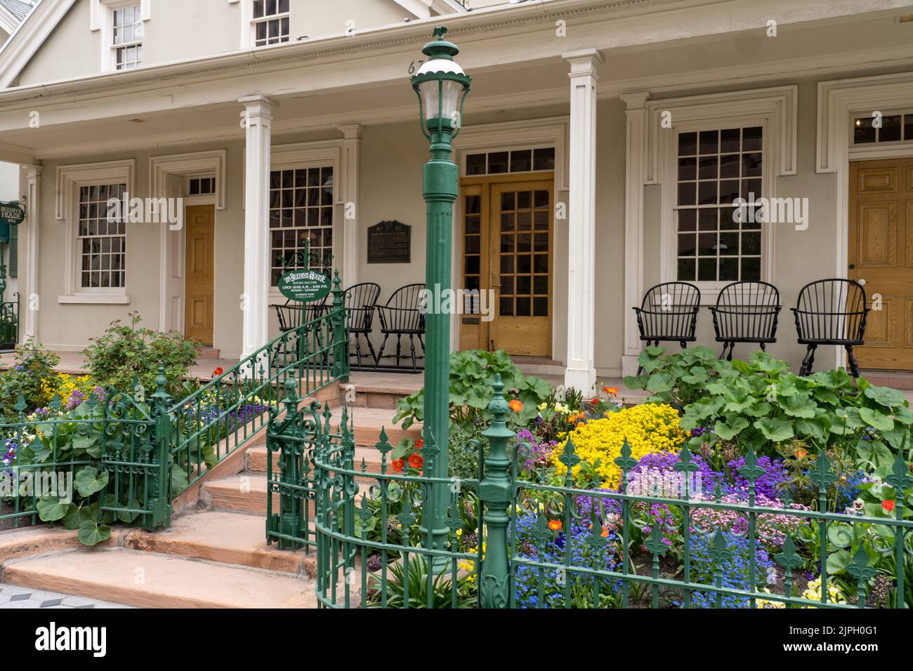 The Beehive House was an official residence of Brigham Young and is now ...