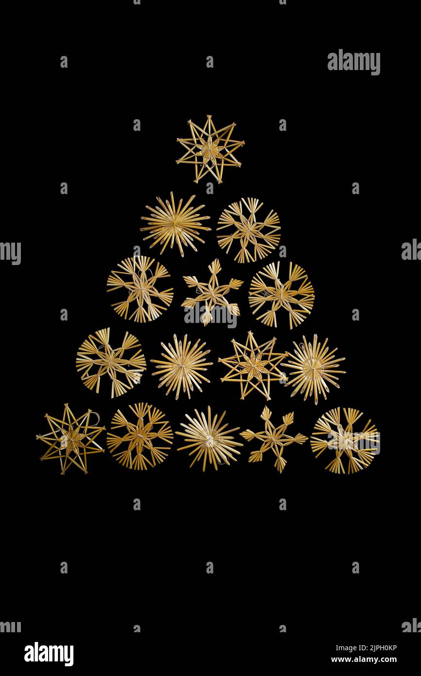 Triangle tree hi-res stock photography and images - Alamy