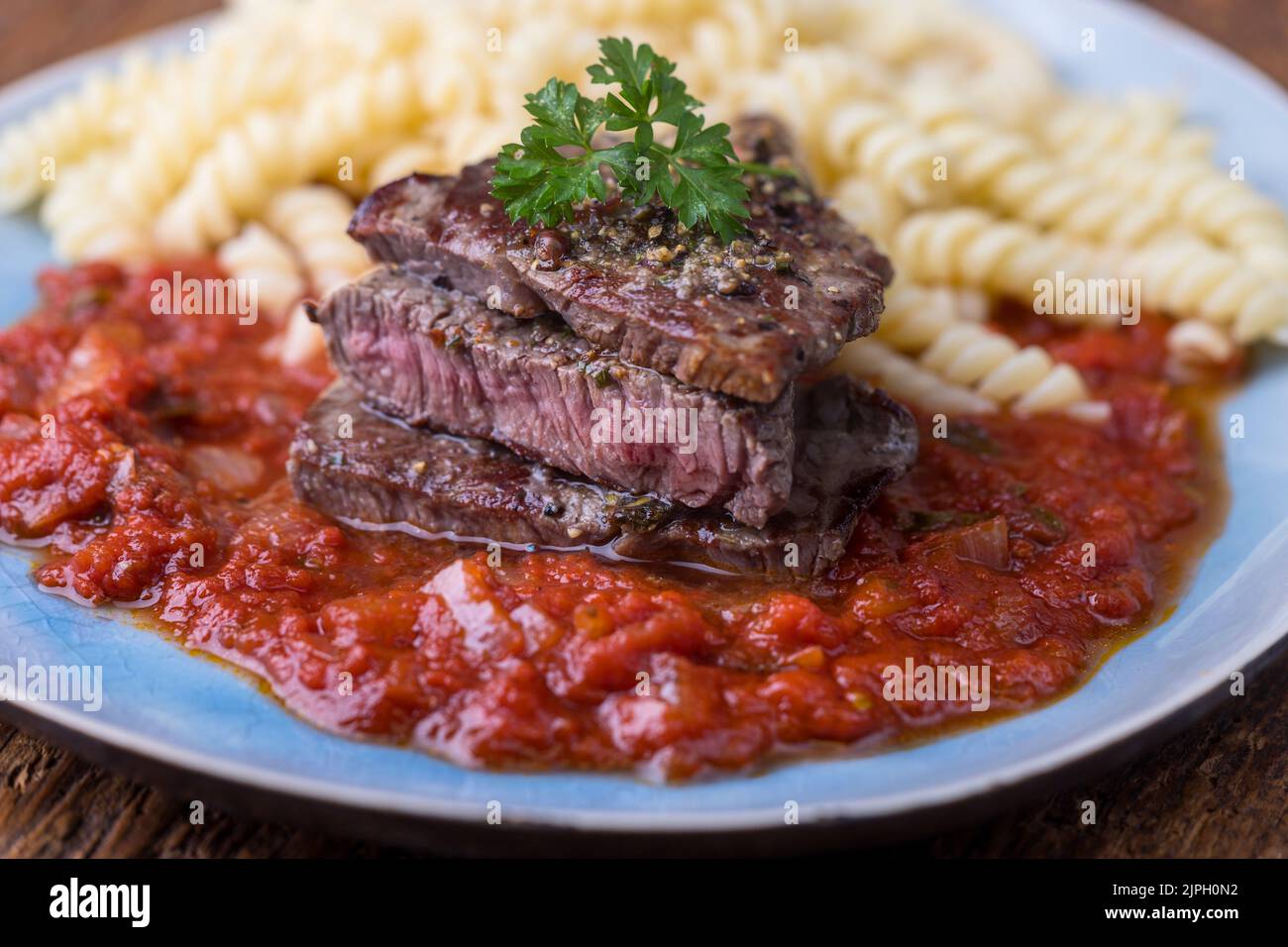 tomato sauce, pasta, beef fillet, tomato sauces, pastas, beef fillets ...
