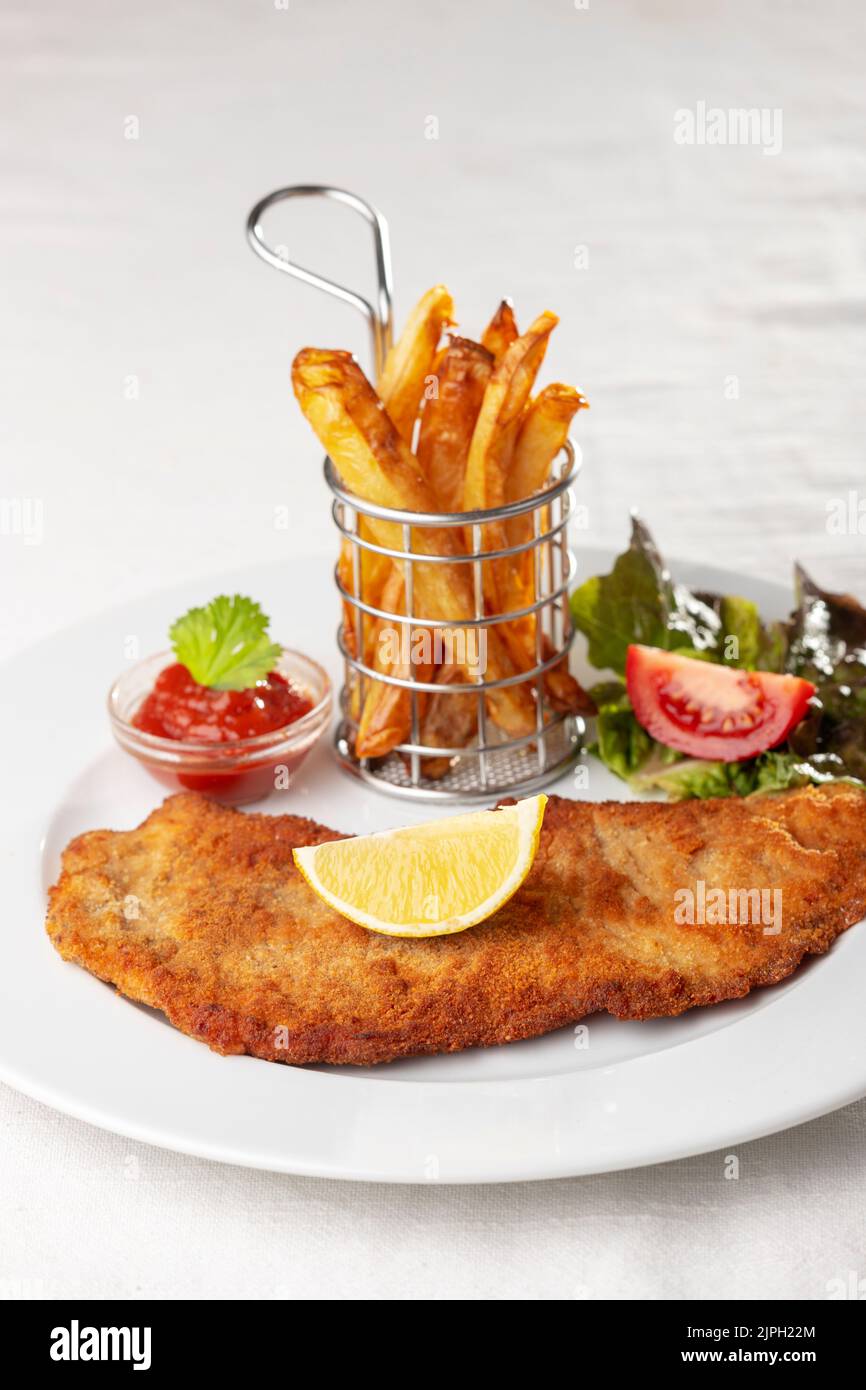 wiener schnitzel, lunch, wiener schnitzels, lunch time Stock Photo - Alamy