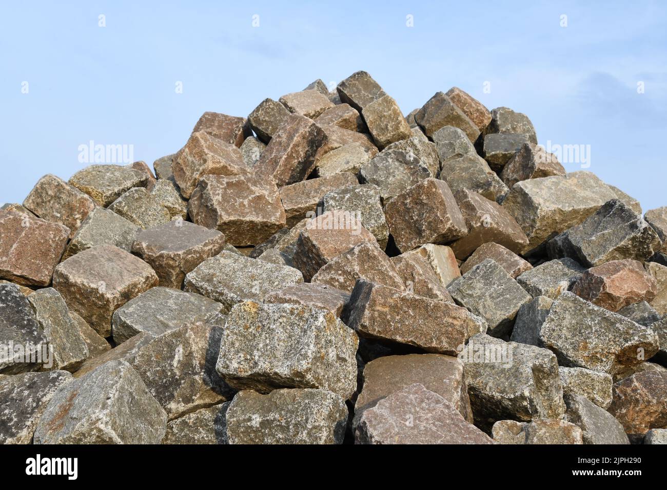 Pile of cobblestones hi-res stock photography and images - Alamy