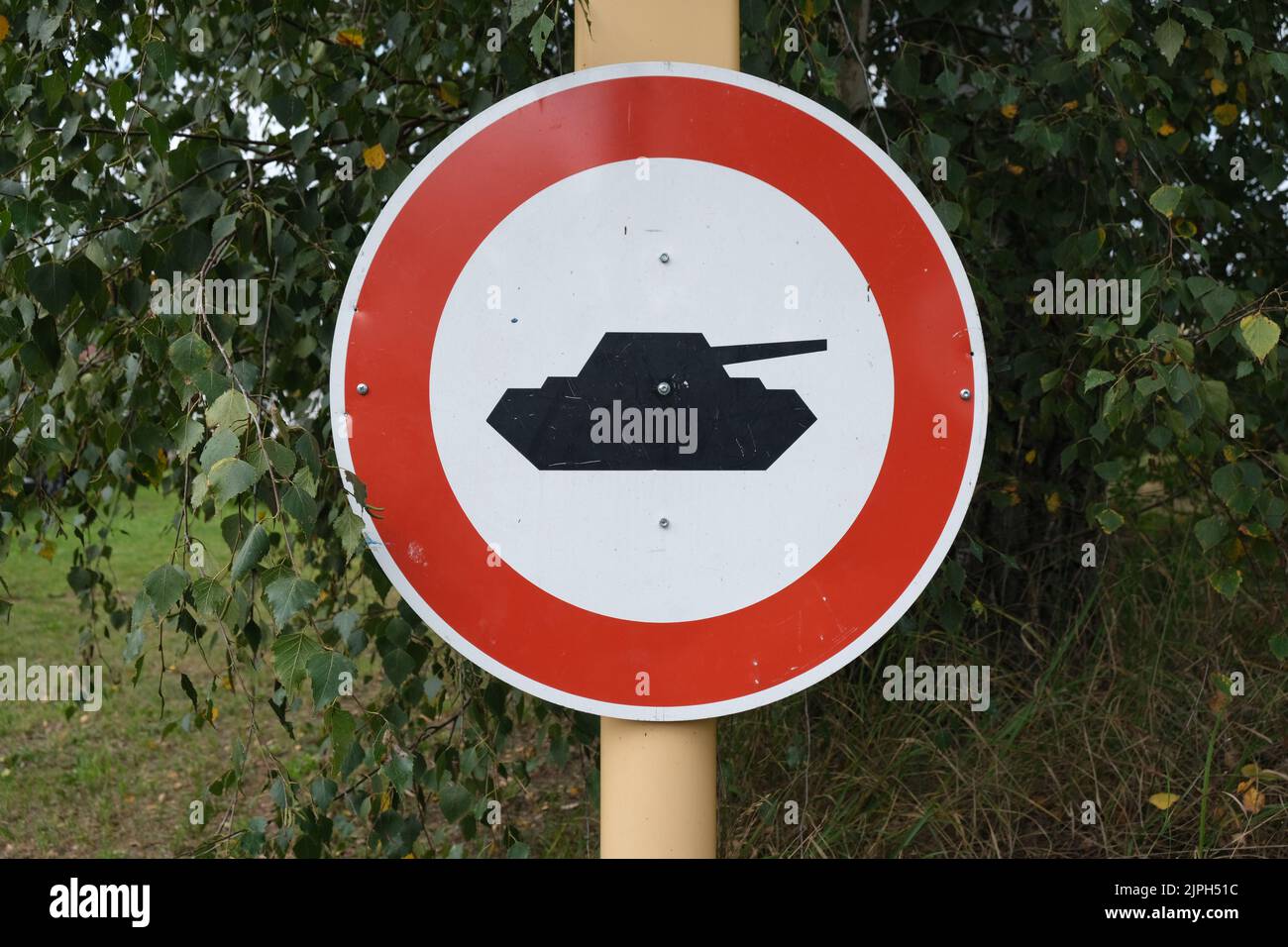 Traffic signs tank hi-res stock photography and images - Alamy
