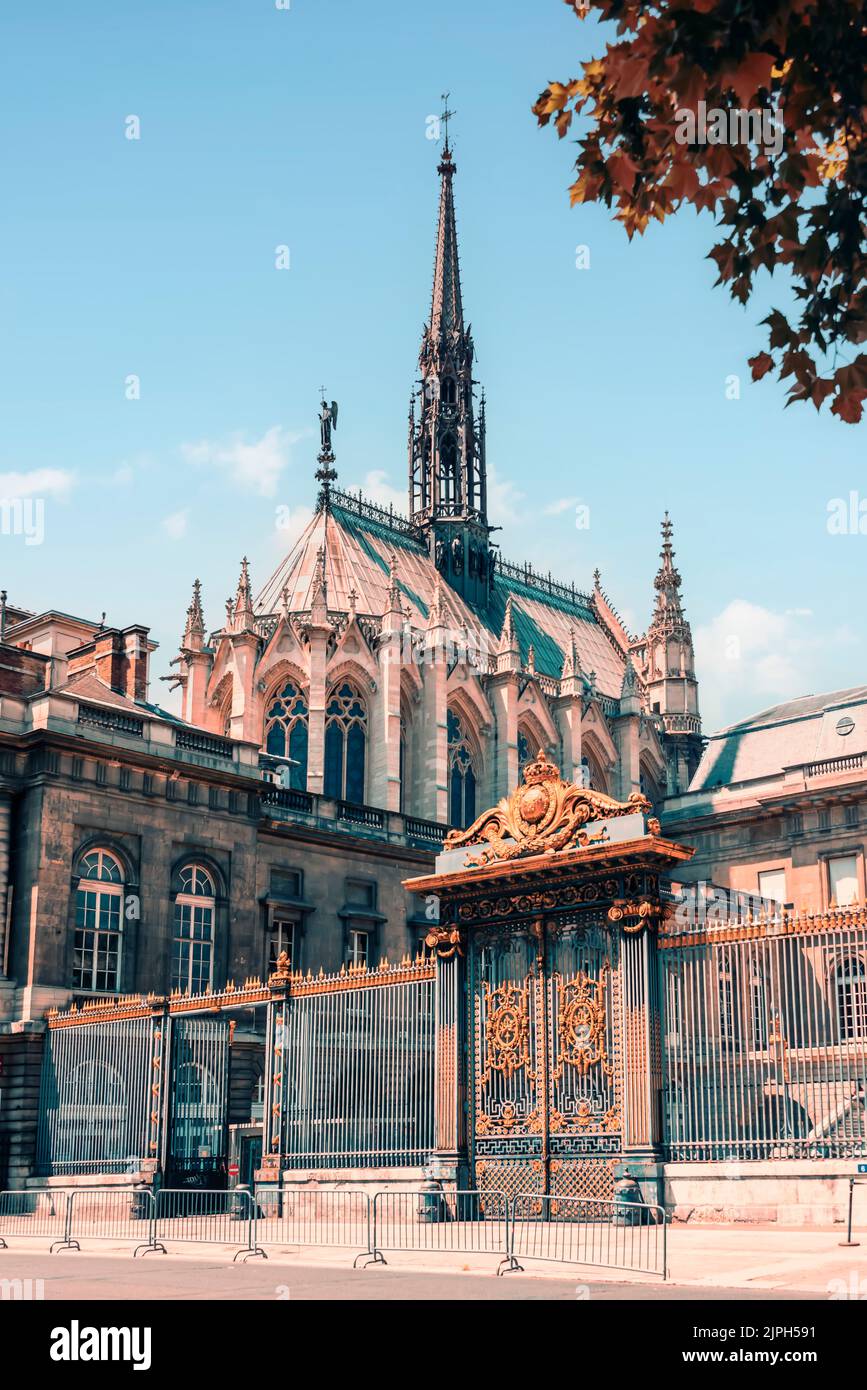 Church interior paris architecture hi-res stock photography and images ...