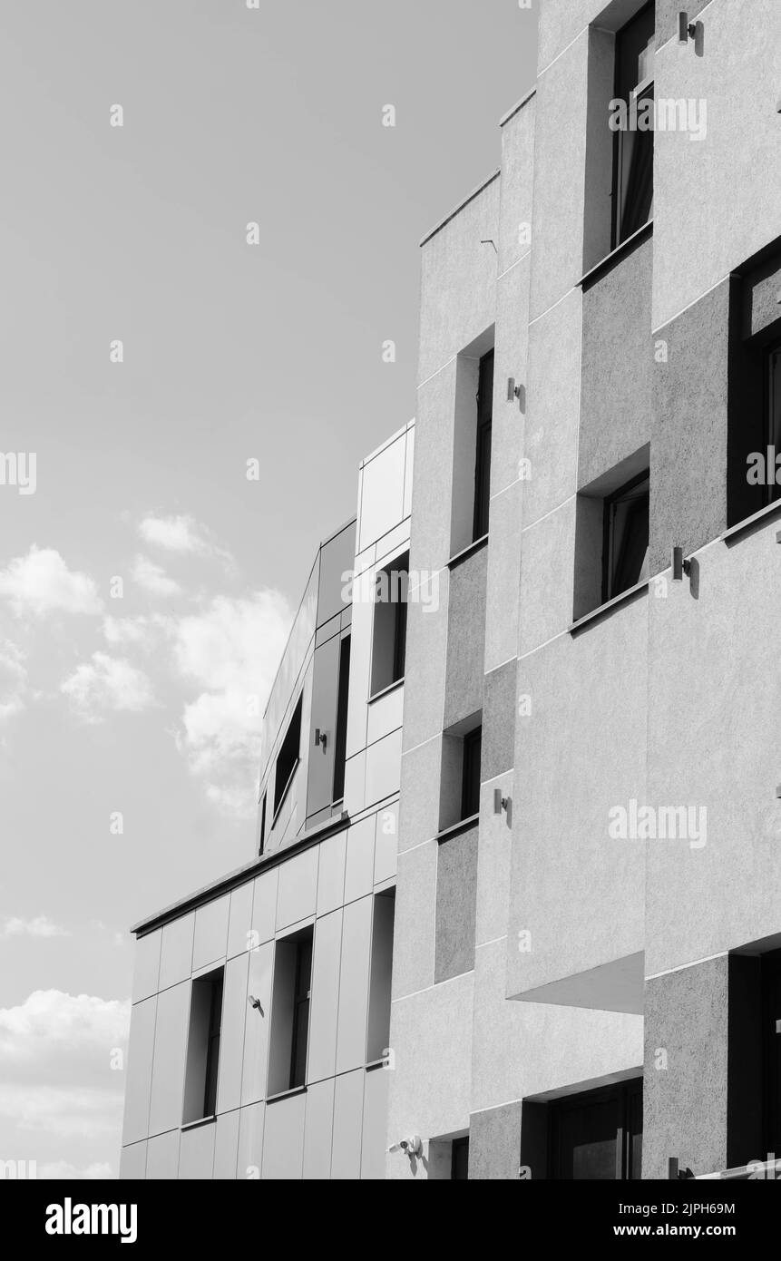 Exterior office building commercial Black and White Stock Photos ...