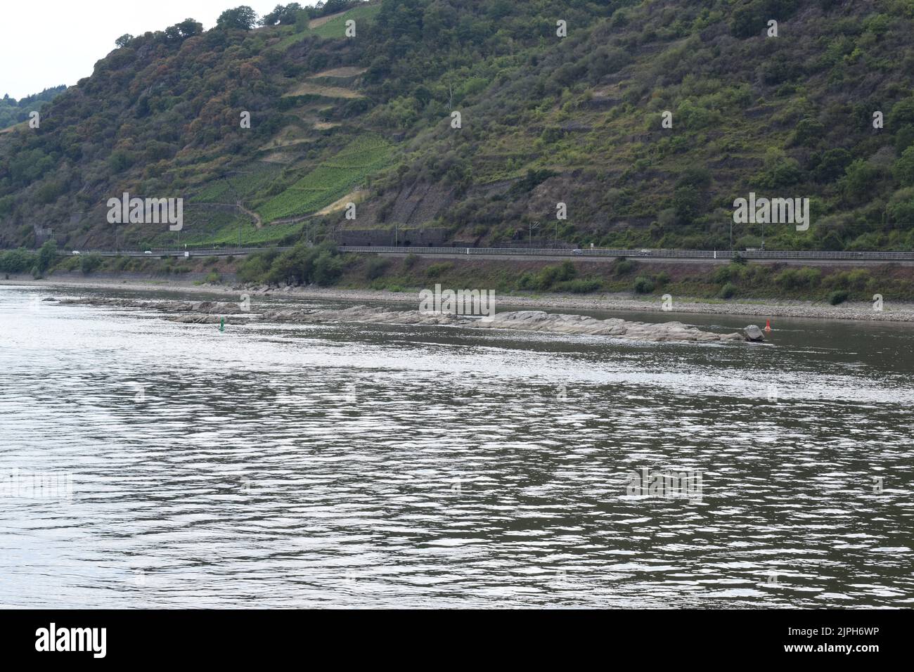 The reefs in the Rhine south of Loreley, in drought dangerous rocks ...