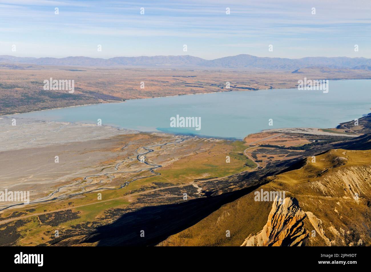 Lake Pukaki is the largest of three roughly parallel alpine lakes ...