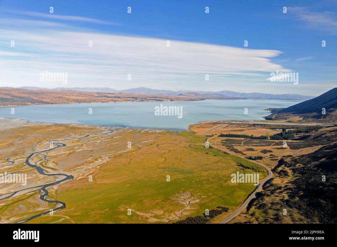 Lake Pukaki is the largest of three roughly parallel alpine lakes ...