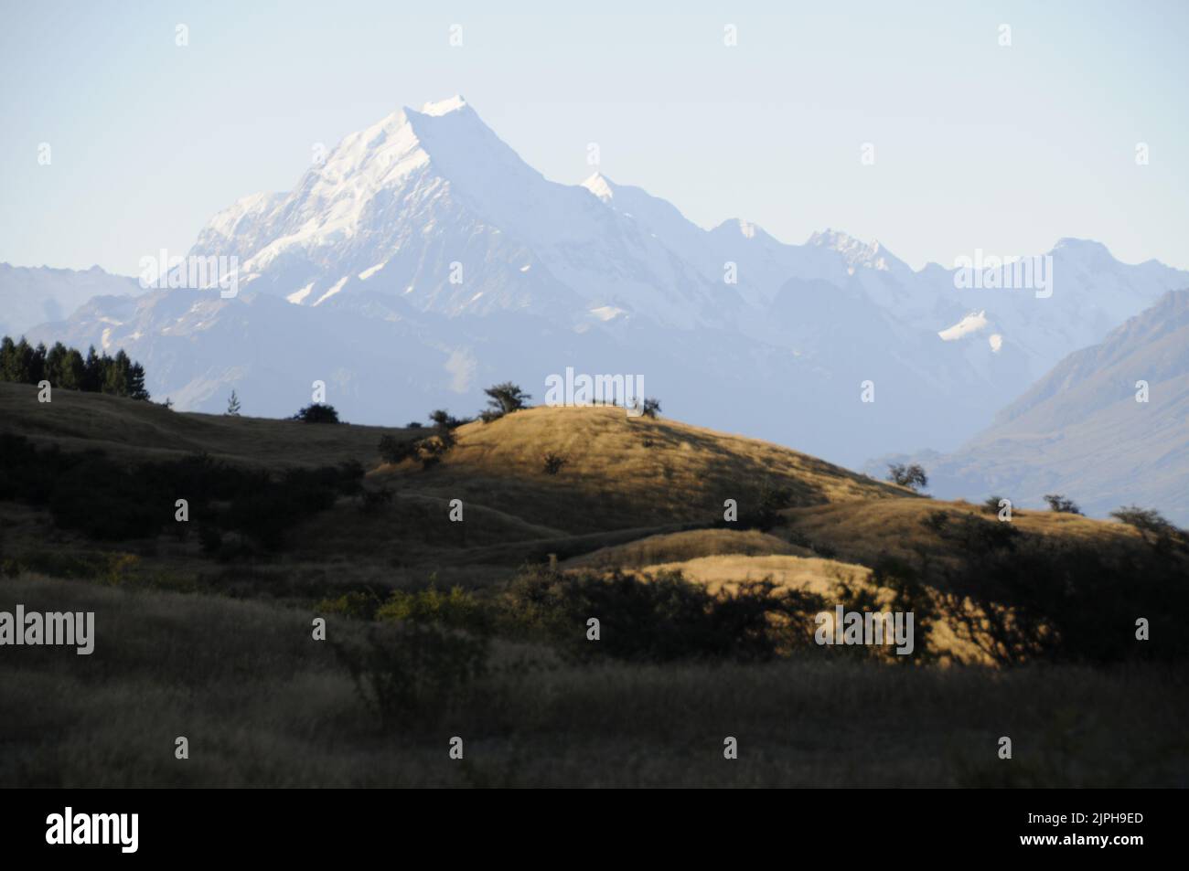 Early summer evening sunlight on Aoraki/ Mount Cook in Mackenzie ...