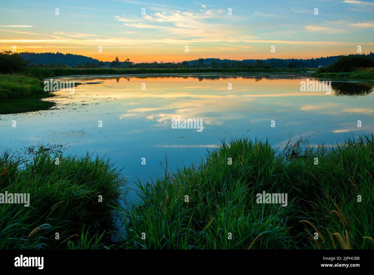 Ridge pond hi-res stock photography and images - Alamy