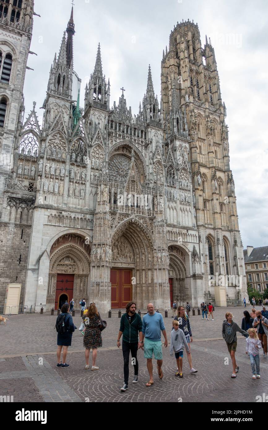 Image of the Primatial Cathedral of Notre-Dame de Rouen, an important ...