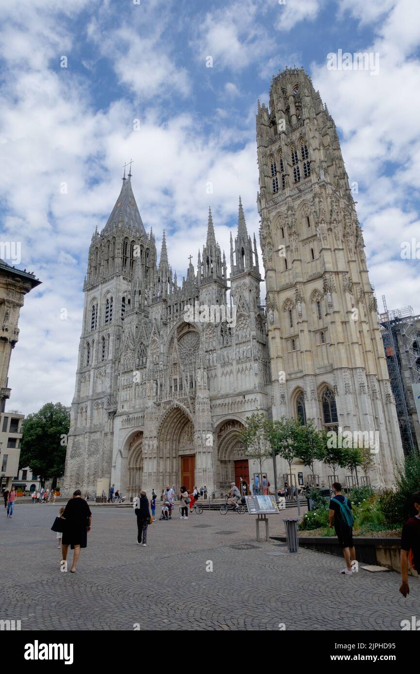 Image of the Primatial Cathedral of Notre-Dame de Rouen, an important ...