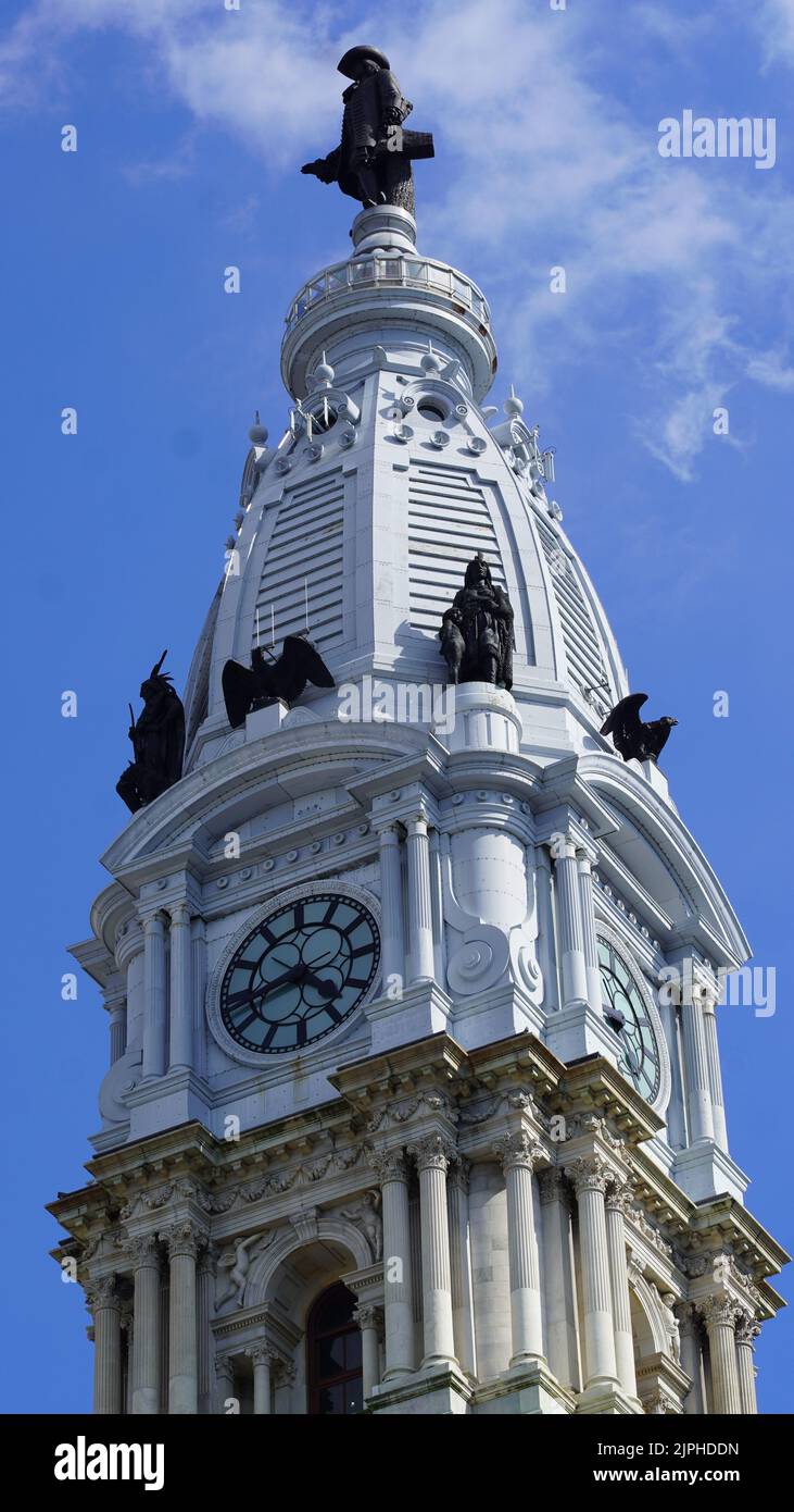 Philadelphia city hall clock tower hi-res stock photography and images ...